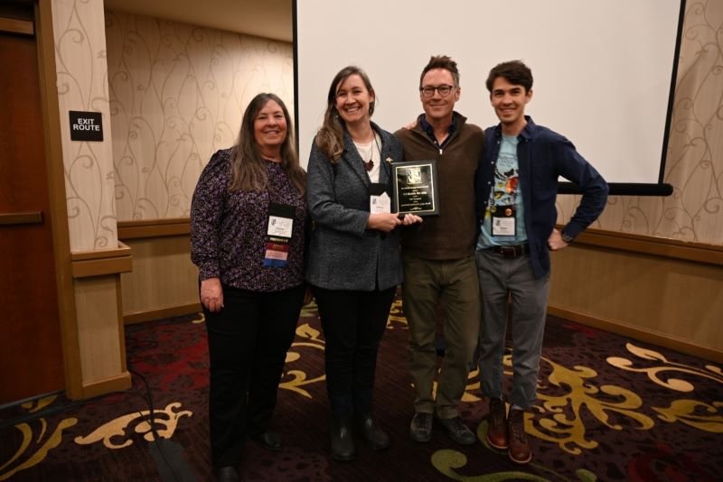 Science Institute News | California Bumble Bee Atlas Wins Conservation ...